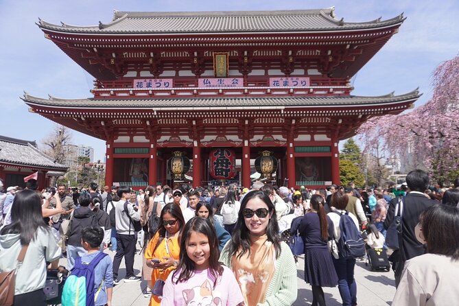 Shibuya Nightlife Highlights : Izakaya, Karaoke Bar, Ramen - Exploring Izakaya: Authentic Japanese Dining