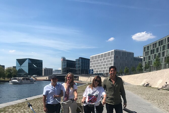 Small-Group Historical Bike Tour in Berlin Review - Exploring Berlins Iconic Sights