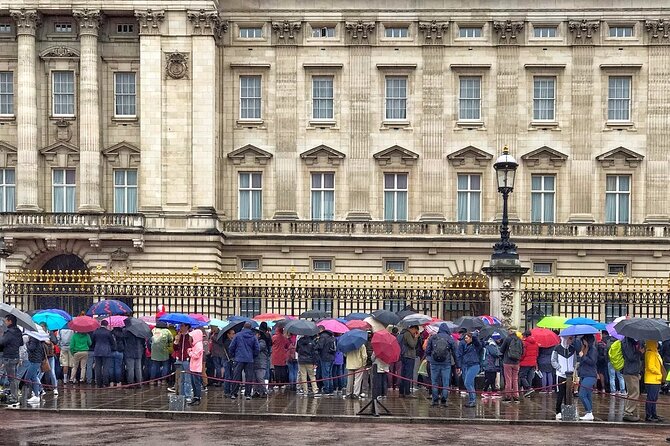 Small-Group Londons Best Sights Walking Tour, Kids Join Free! - The Sum Up