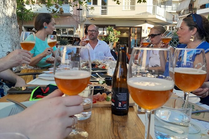 Sunset Craft Beer & Food Tour Review - Knowledgeable and Friendly Hosts