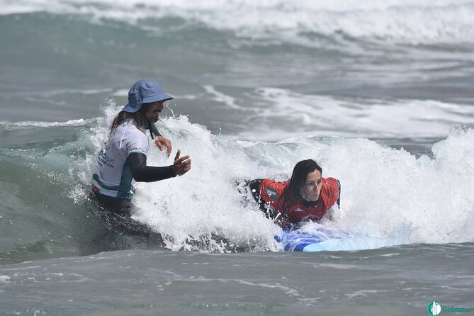 Surf Class in Famara 9:15-12:00 or 11:45-14:30 (2h Class) - Included Services