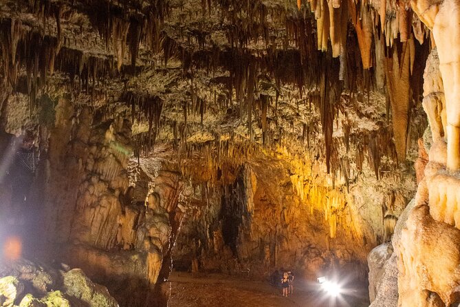 The Caves ....Drogarati Cave and Melissani Lake - Discovering Melissani Lake