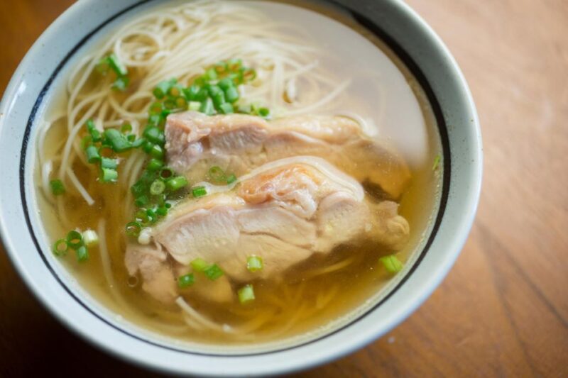 Tokyo: Bar-Hopping Tour in Shinjuku - Tour Punctuality and Refund Policy