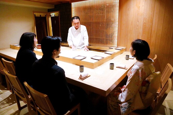 Tokyo Sushi Tour: Explore Sushi Tradition and Dining Etiquette - Public Transportation Accessibility