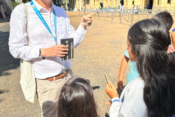 Tower of London for Kids & Families Private Guided Tour With Pre-Booked Tickets - Exploring the Tower of London