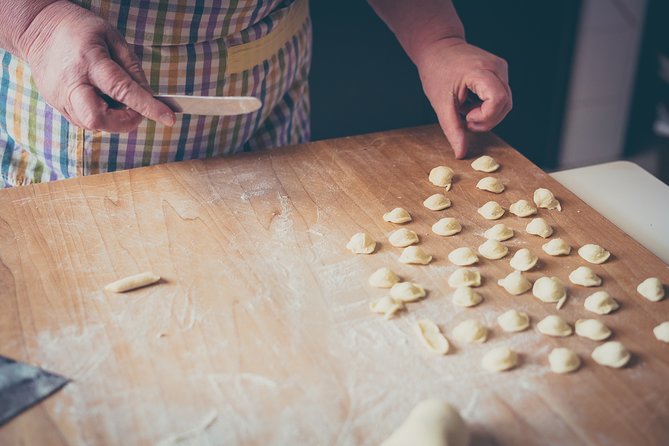 Traditional Home Cooking in Modena,Tagliatelle, Tortelloni & Wine - Dessert Delights: Tiramisu