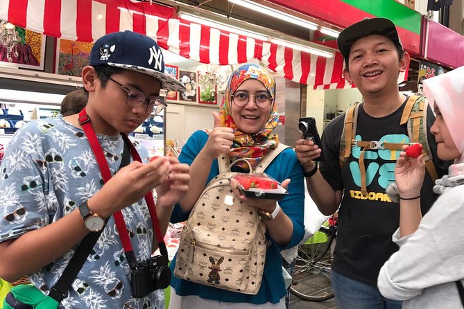 Vegetarian and Muslim Friendly Private Tour of Osaka - Exploring Osaka Castle (Osaka-jo)
