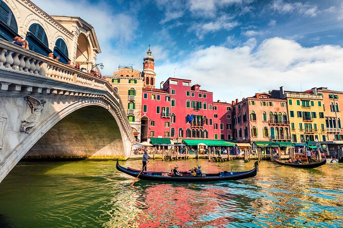 Venice: Hidden Gems Walking Tour With a Local Guide - Insights From the Local Guide