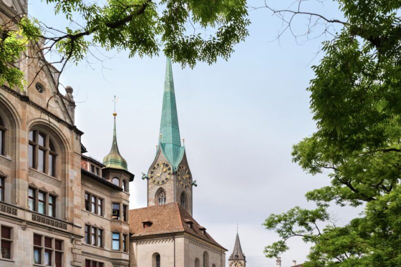 Zürich: City Highlights Tour by Coach, Cable Car, and Ferry - Scenic Views of Lake Zurich and the Alps