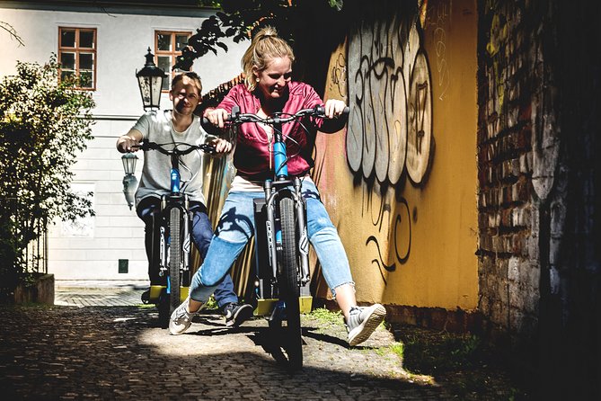1.5h E-Scooter Prague Small Group Tour With Best Panorama Views - Customer Feedback