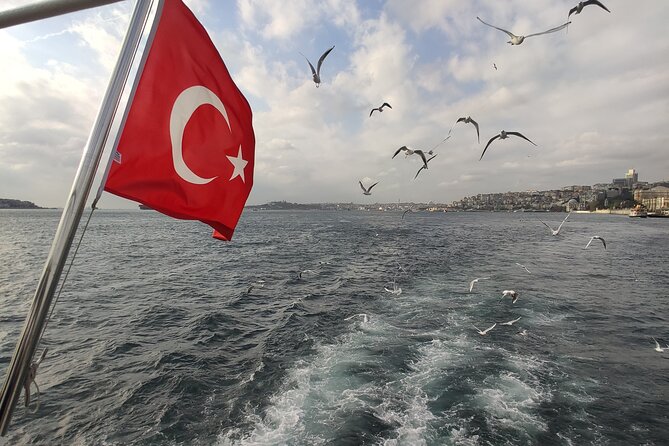 2-Hour Bosphorus Cruise in Istanbul With Guide - Getting to the Meeting Point