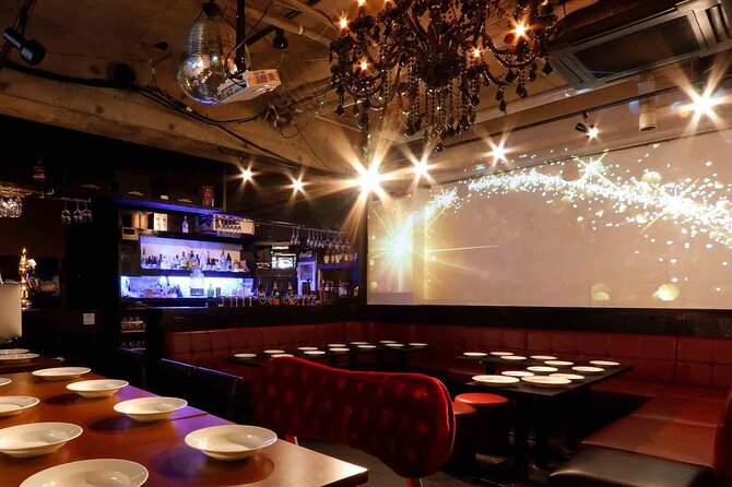 2-Hour Karaoke at Roppongi 7557 in Tokyo - Popular Songs and Genres
