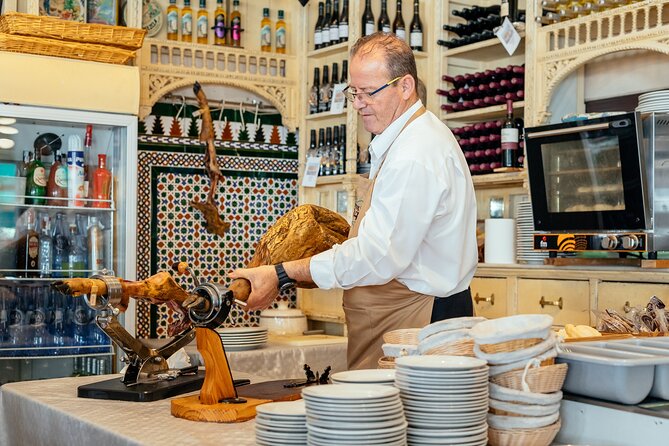 Alicante PRIVATE Food Tour With Locals: 10 Food & Drink Tastings Included - Discovering Alicantes Culinary Delights