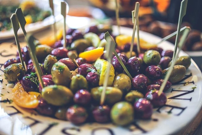 Alicante Wine Tasting and Tapas for Foodies - The Sum Up