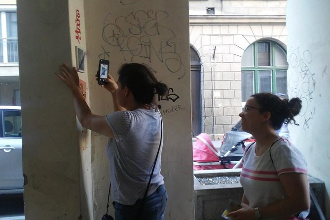Alternative Street Art Walking Tour of Budapest - Guide Insights and Expertise