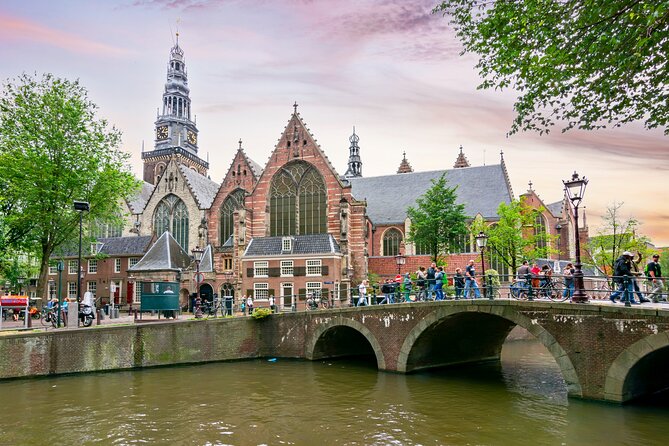 Amsterdam Old Town Sailors Treasure Exploration Game and Tour - Discovering Lesser-Known Stories of Amsterdam