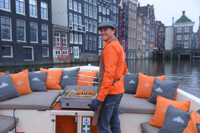 Amsterdam Private BBQ and Drinks Cruise With Onboard Chef - Variety of Meat Options and Vegetarian Choices