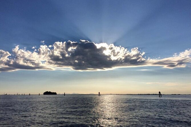 Aperitif at Sunset in the Venice Lagoon on a Private Boat. - What to Expect on the Tour