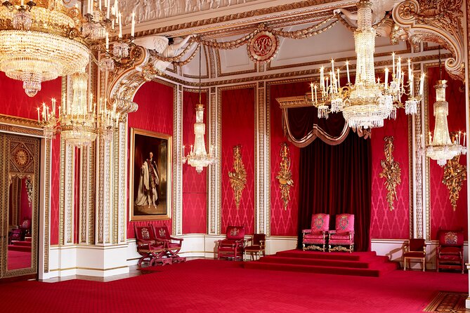 Buckingham Palace Entrance Ticket & British Royalty Guided Tour - Discovering the Royal Residences