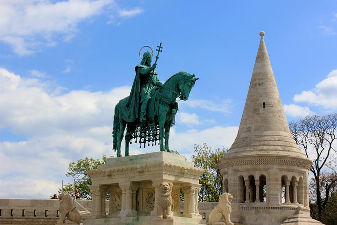 Buda Castle Walk With Matthias Church Entry - Important Tour Information