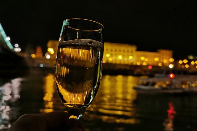 Budapest Highlights Sightseeing Cruise - Sights and Landmarks