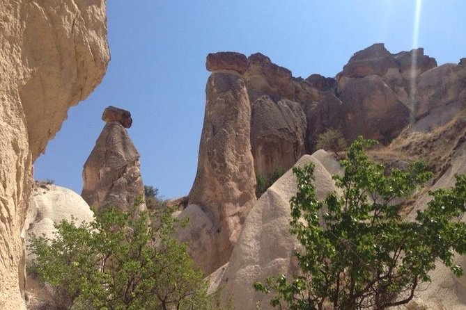 Cappadocia Valley Horse Riding Tour Review - Enjoying Traditional Snacks and Refreshments