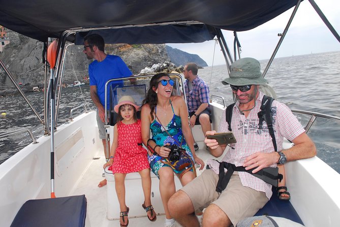 Cinque Terre Pesto Making Class, Boat Tour and Lunch - Accessibility and Safety