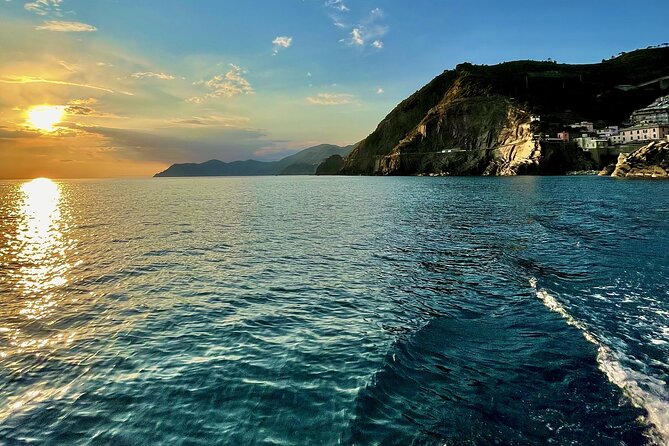 Cinque Terre Sunset Tour by Private Boat With Pesto and Typical Wine - Savoring the Local Flavors