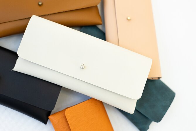 Create a Unique Leather Accessory in Downtown Budapest! - The Crafting Process: Step-by-Step