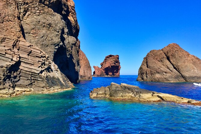 Cruise in a Small Group in Scandola Girolata Calanques De Piana - Exploring the UNESCO-Listed Scandola Nature Reserve