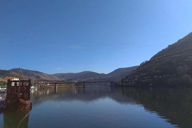 Douro Valley Tour: Wine Tasting River Cruise and Lunch From Porto - Highlights of the Douro Valley Tour