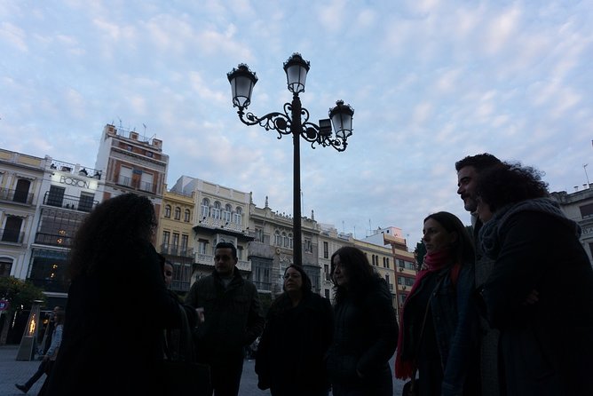 Flamenco Show and Tapas in Seville - Savoring Sevilles Tapas Tradition