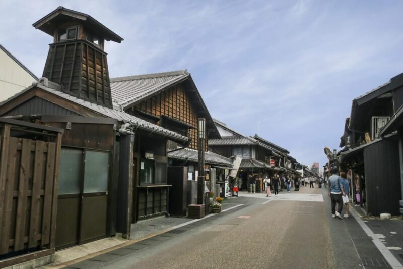 From Nagoya: Samurai Swords and Japans Oldest Castle - Discovering the Art of Sword Crafting
