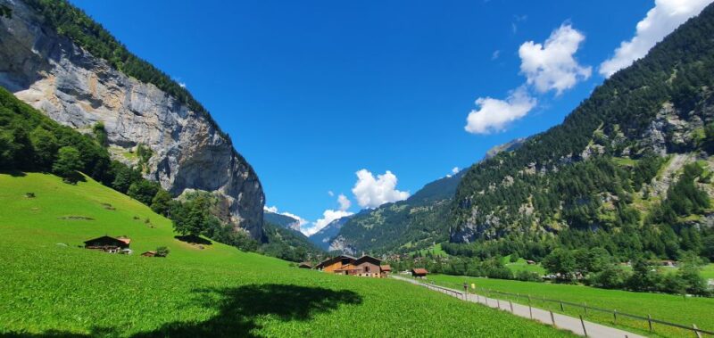 From Zurich: 7-Day Tour to Geneva With Tickets and Lodging - Chillon Castle, Lausanne, and Geneva