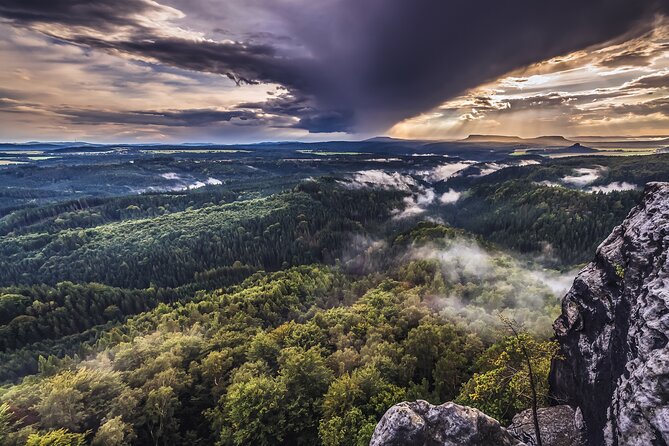 Full Day Bohemia Tour: Tisa Rocks, Bastei, Brewery & Beer Tasting - Indulging in the Lunch Options