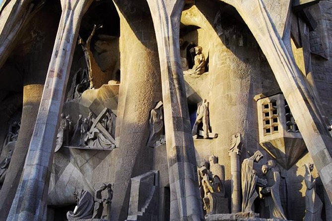Gaudis Modernist Legacy: Small Group Walking Tour - The Role of Nature and Christian Motifs in Gaudis Work