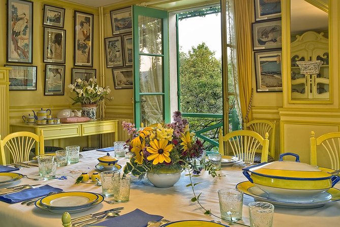 Giverny Half Day Guided Trip With Monets House & Gardens From Paris by Minivan - Recommendations for an Enhanced Experience