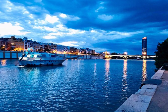 Guadalquivir River Cruise Review: A Relaxing Experience - Dress Code and Weather Preparations