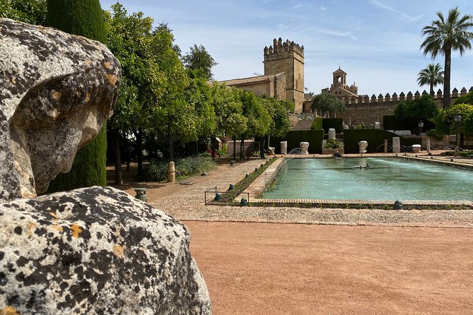 Guided Tour of the Alcazar of the Christian Monarchs - Meeting and End Points