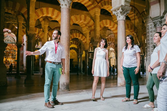 Guided Tour of the Mosque With Entrance Included - Insights From the Qualified Local Guide