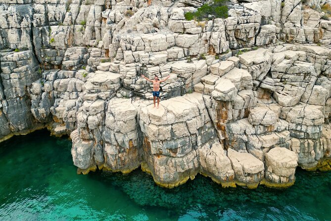 Half-day Speedboat Tour: Explore Hidden Gems of Hvar Island - Exploring Jelsa