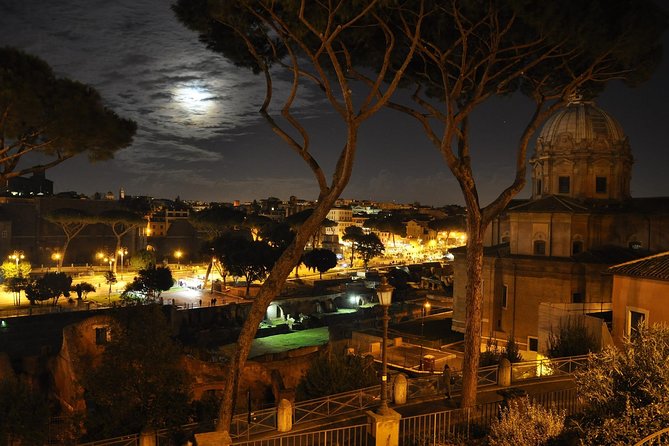 Haunted Rome Ghost Tour With Private Tour Option - The Expertise of the Tour Guides