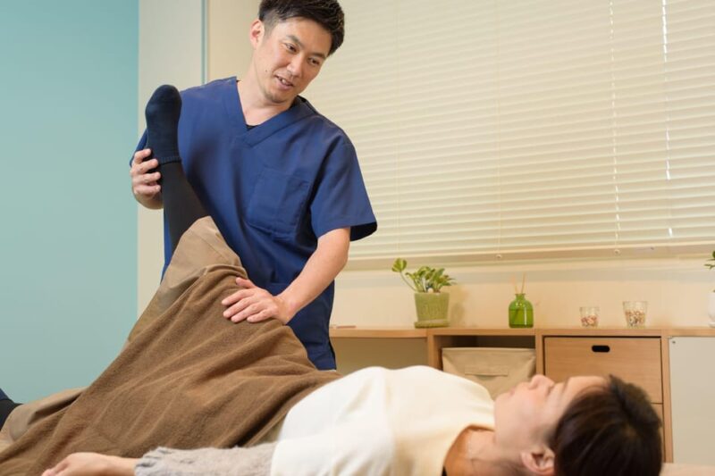 Hiroshima: Acupuncture and Japanese Unique Massage Treatment - Acupuncture: Needles and Moxibustion