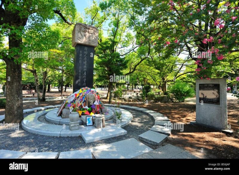 Hiroshima Heritage Trail: Dome, Hiroshima Castle, and Garden - Atomic Bomb Dome and Hypocenter