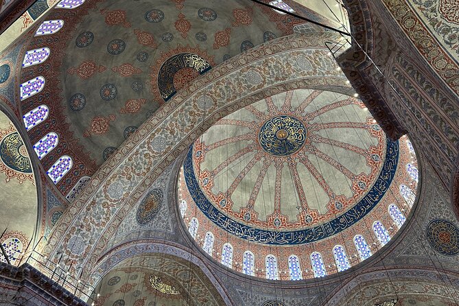Istanbul Old City Highlights and Hidden Gems Tour - Exploring the Basilica Cistern