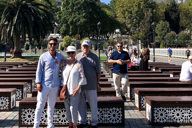 Istanbul Private Guiding Service - Badge of Excellence and Traveler Recommendation Rate