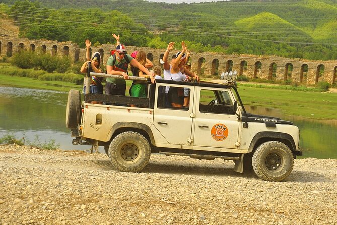 Jeep Safari in Green Canyon Area From Side City - Meeting and Pickup Information