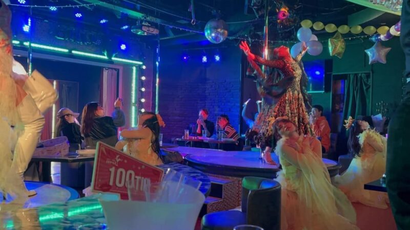 Kabukicho Bar Hopping & Grab a Bite Tour - Important Information for Participants