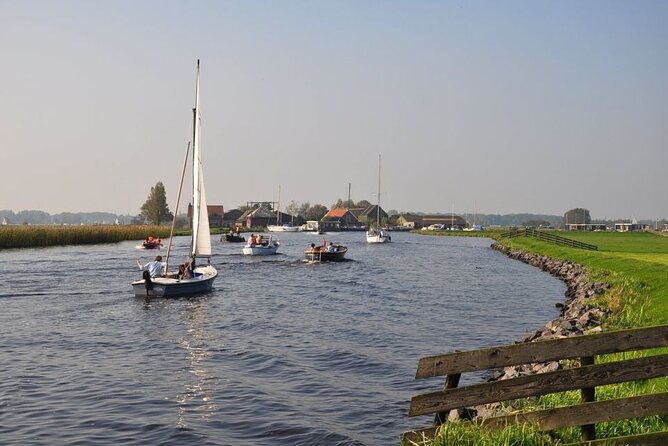 Keukenhof Gardens Tour With Windmill Cruise From Amsterdam - Accessibility and Transportation Options