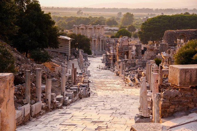 Kusadasi Shore Excursion: Ephesus Sightseeing Tour With Lunch - Customer Reviews and Feedback